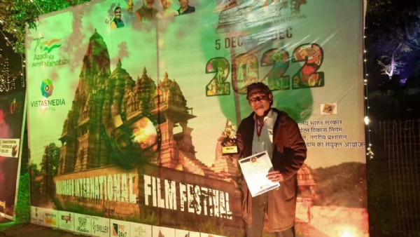 रतलाम के हरीश दर्शन शर्मा की शार्ट फिल्म बेखबर को मिली फिल्म फेस्टिवल ...